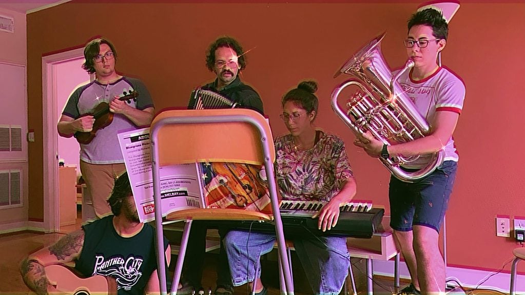 Cowbuild at Patron Hunt — Find Your Next Favorite Indie Creator